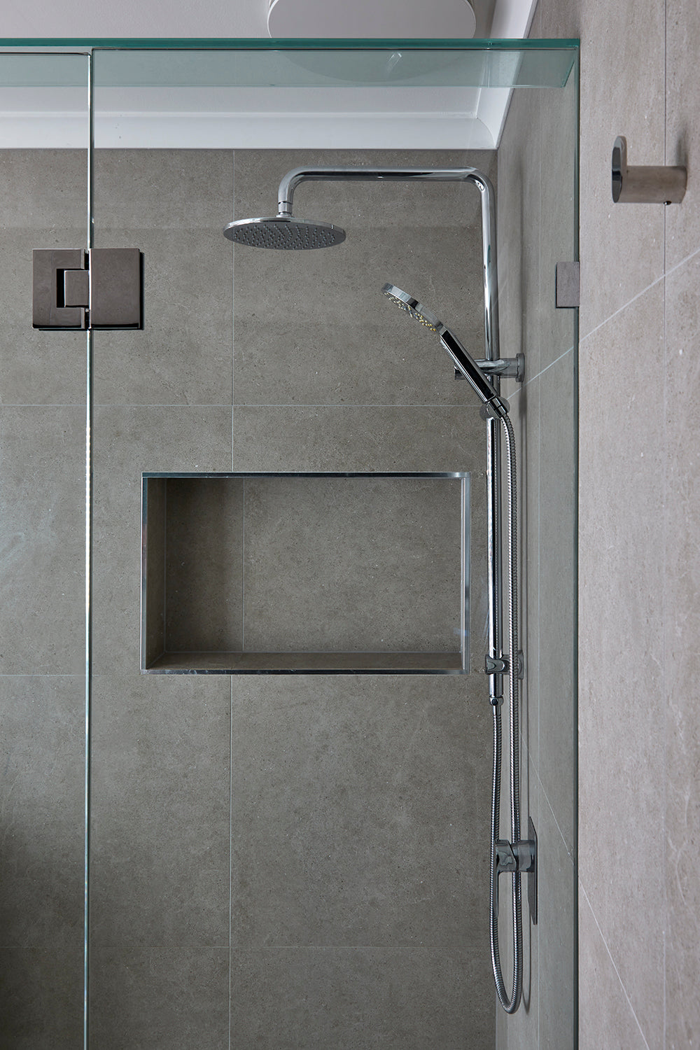 Shower/Wall Mixers – Oxford & Nelson